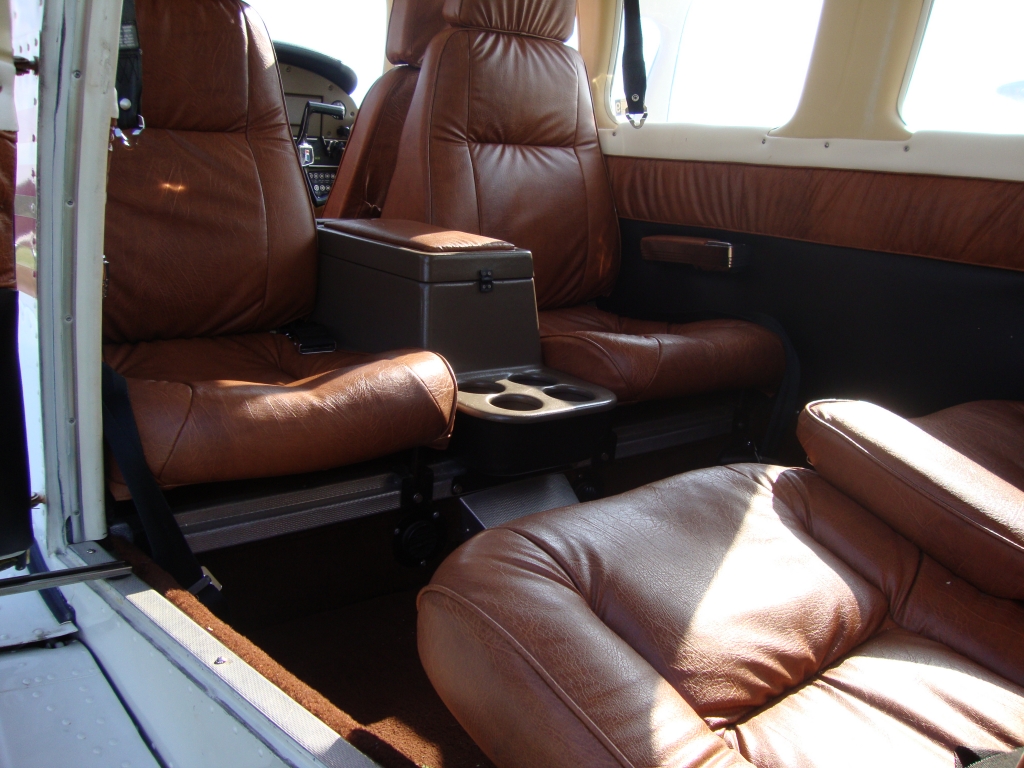 Piper Cherokee Six PA-32-300 HP, 1977 for sale on TransGlobal Aviation