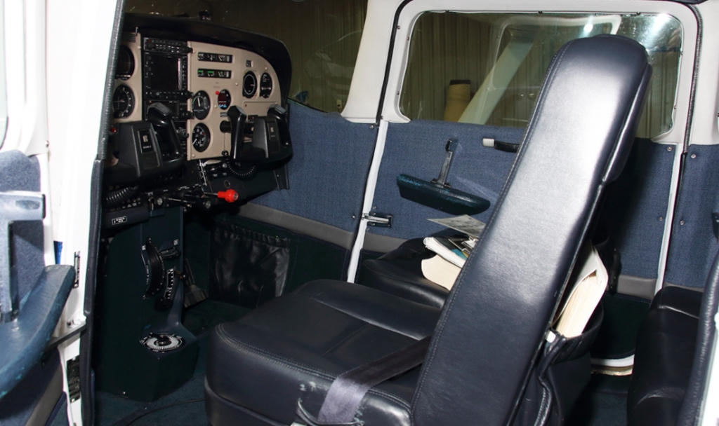 Cessna 182Q , 1979 for sale on TransGlobal Aviation